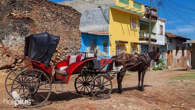 Réserver Tour "TRAVERSER TRINIDAD EN CALÈCHE". Départs de TRINIDAD.