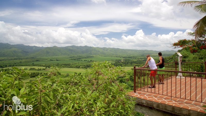 Book “CANOPY TOUR AT THE LOOKOUT POINT OF THE VALLE DE LOS INGENIOS ...