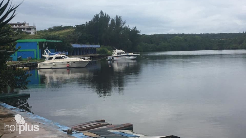 Book "BOAT RIDE ALONG HAVANA'S COASTLINE" Tour (From Marina Marlin ...