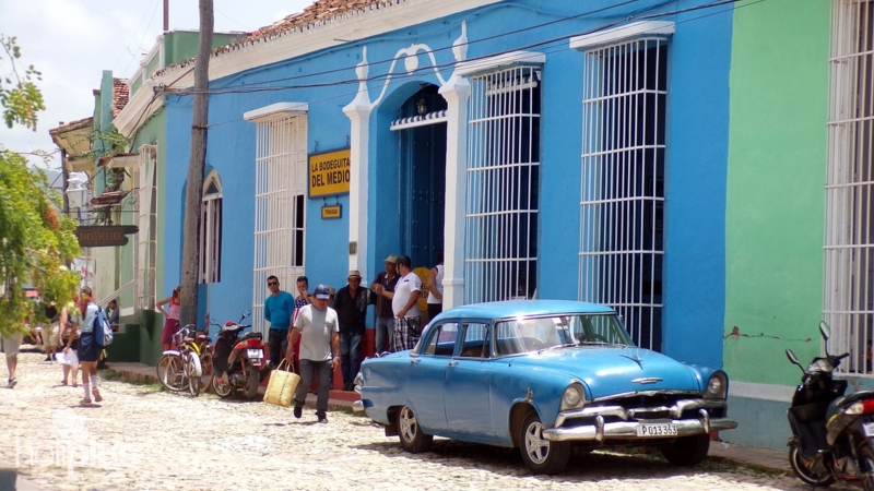 Book "BARS IN THE TRINITARIAN NIGHT" Tour. Departure from TRINIDAD. Cubatur