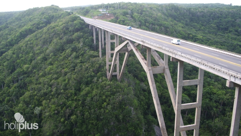 Book Jeep Safari “NATURE TOUR JIBACOA”. Departure from HAVANA, Cuba. Ecotur