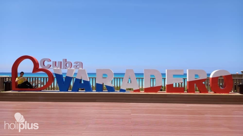 Book “BACK TO THE 60'S” Tour. Departure from VARADERO. Gaviota Tours