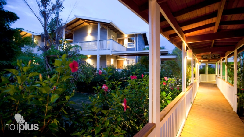 Book online Henry Morgan Hotel & Beach Resort. ROATÁN, Honduras. Images ...