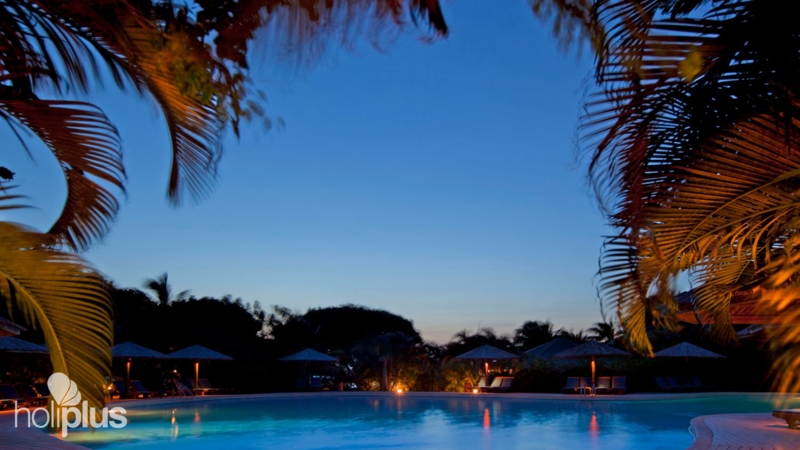 Book online Henry Morgan Hotel & Beach Resort. ROATÁN, Honduras. Images ...