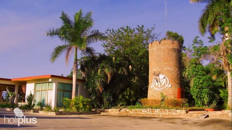Book online Islazul Mirador de Mayabe Villa. HOLGUÍN CITY. Images, full ...