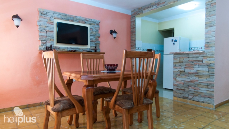 Book online Casa Yohan 4, MERCADERES, No. 259, APTO 9. OLD HAVANA ...