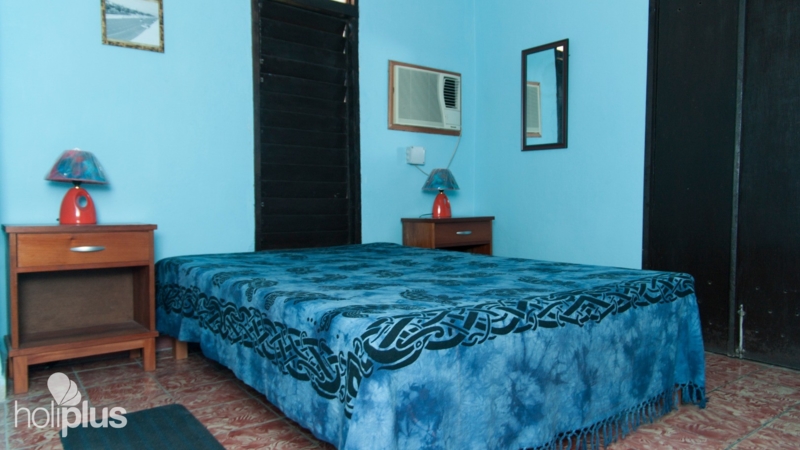 Reserve online Casa Yohan 5, MERCADERES, No. 259, APTO 17. OLD HAVANA ...